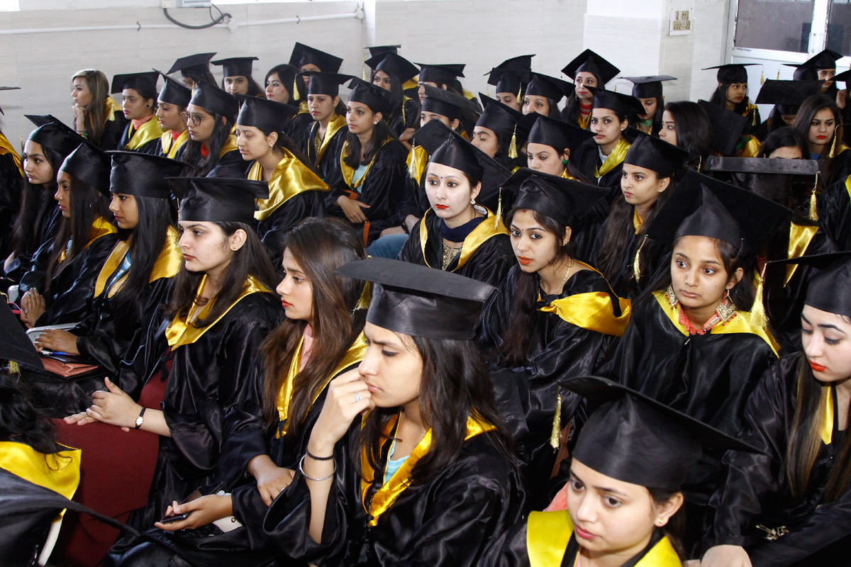 Dev Samaj College for Women - Convocation%E2%80%932018