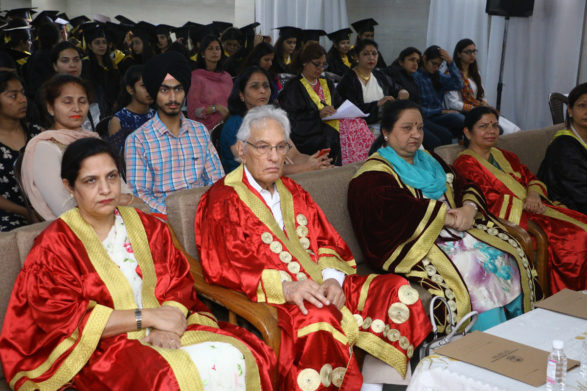 Dev Samaj College for Women - Convocation%E2%80%932018