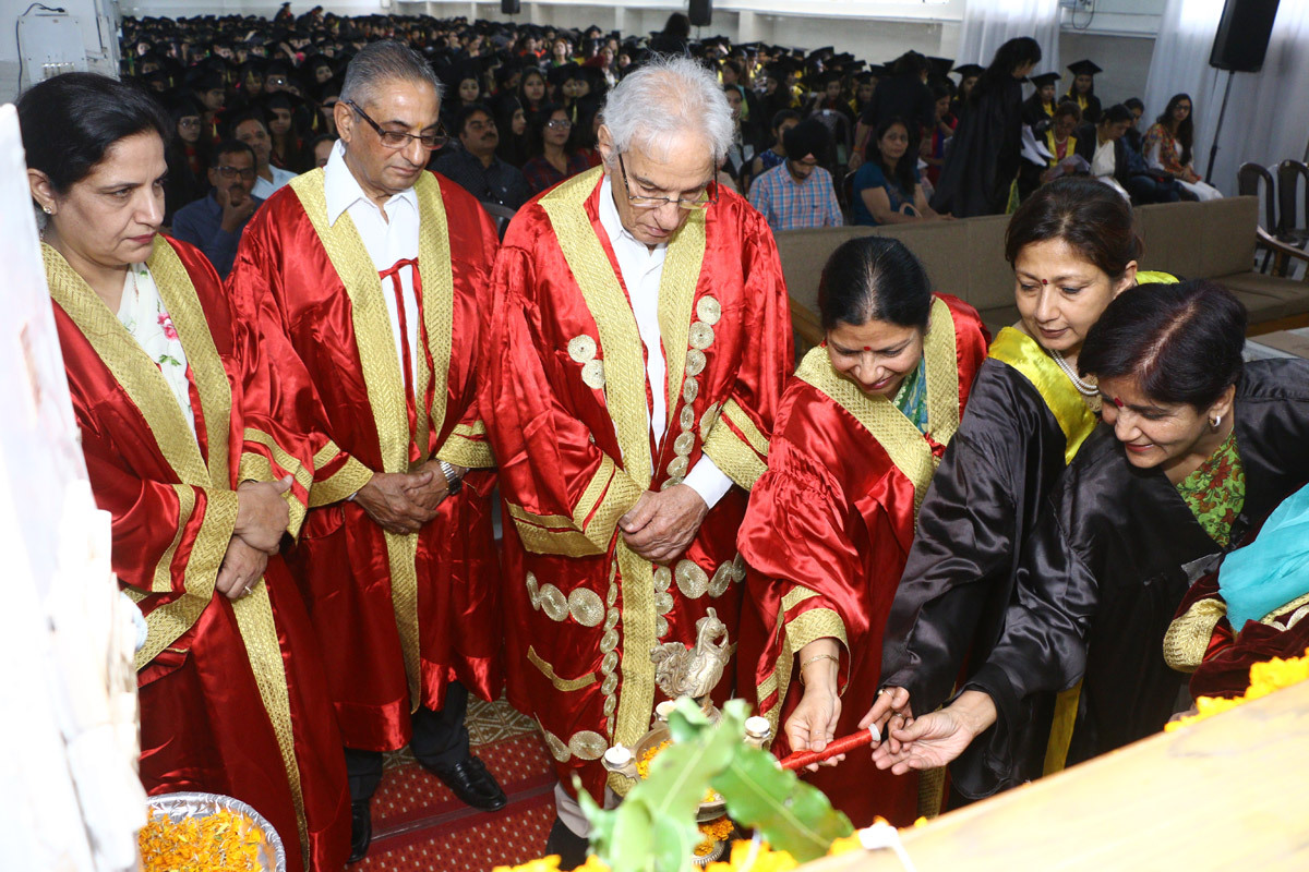 Dev Samaj College for Women - Convocation%E2%80%932018